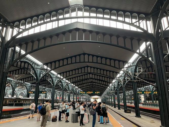 哈尔滨火车站到木兰浴池游戏截图