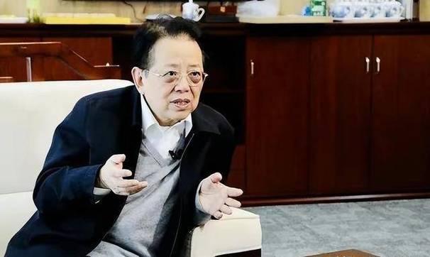 胡荣华最害怕三个英雄图标