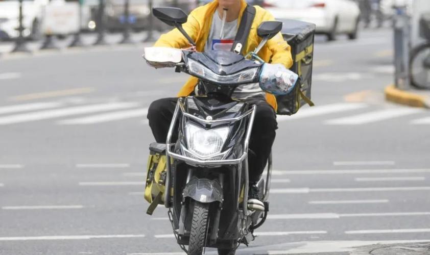 外卖送得快还是慢图标