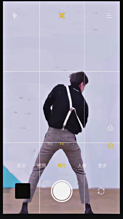 苹果原相机辅助线怎么开图标