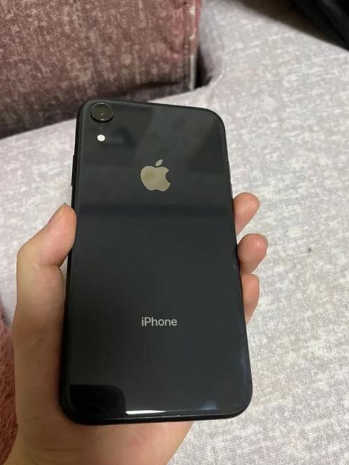 苹果xr怎么设置黑色键盘图标