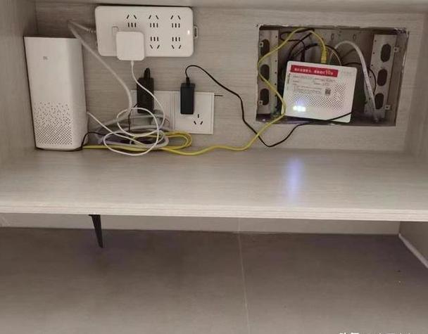 路由器放在铁柜上有影响吗