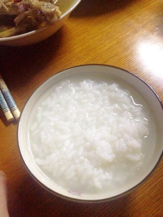早餐店的粥图标