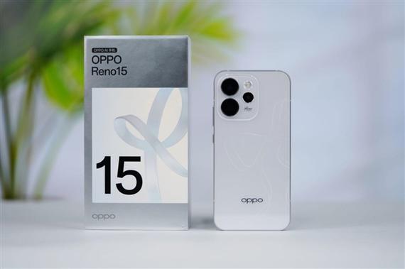 opporeno上面的摄像头怎么用截图