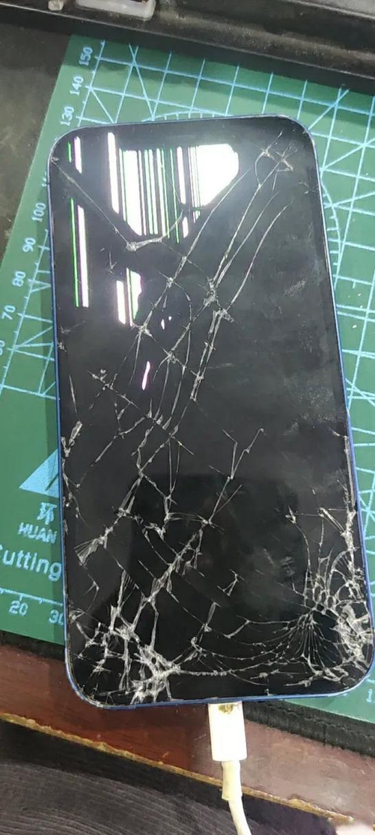 手机摔出现黑块怎么办截图