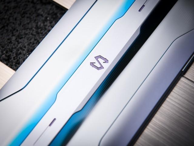 黑鲨手机底色变白色图标