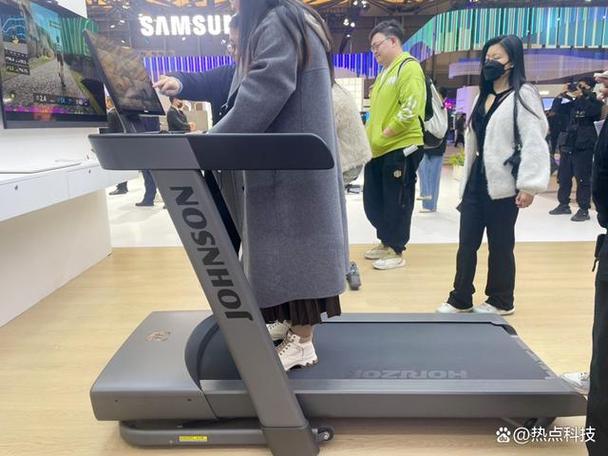 华为跑步机实体店图标