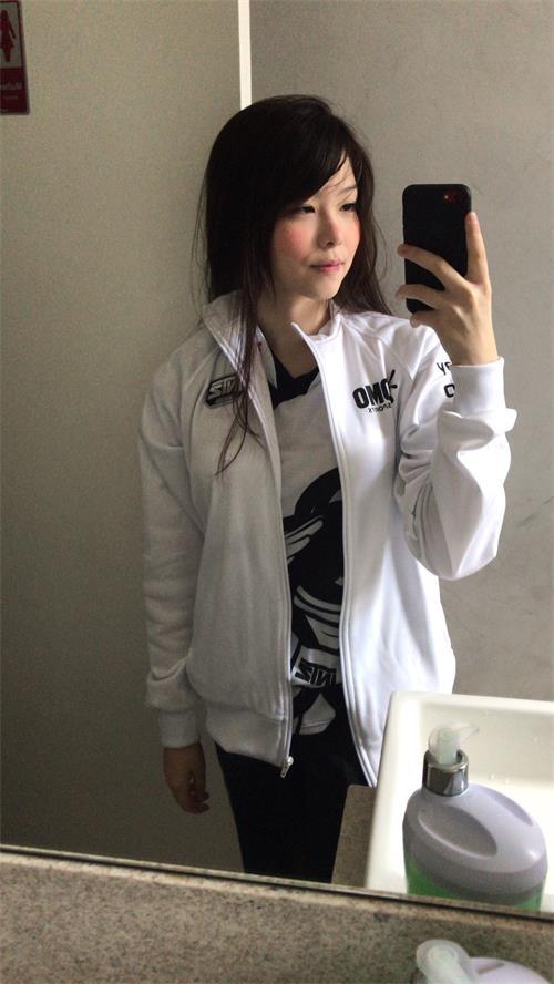 lol巴西女辅助mayumi缩略图