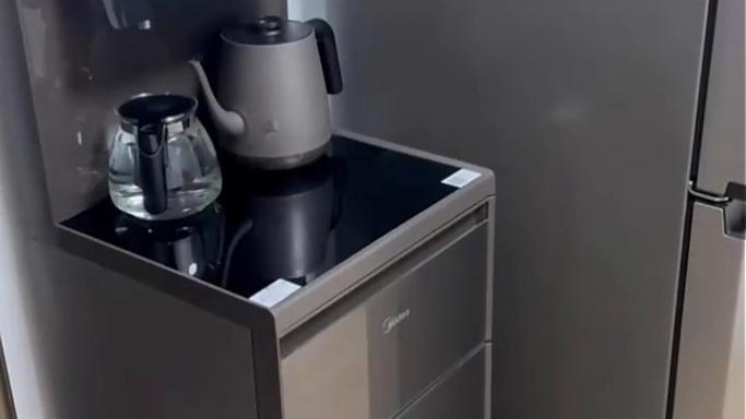 美的茶吧机童锁截图