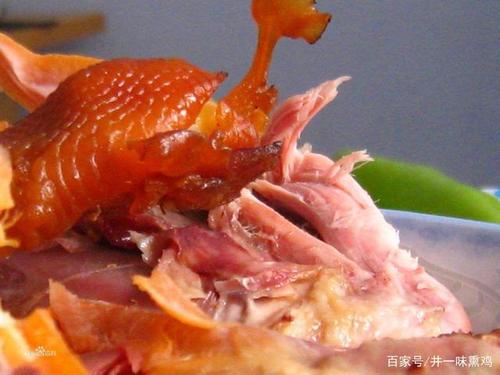 煮熟的鸡肉发红能吃吗图标