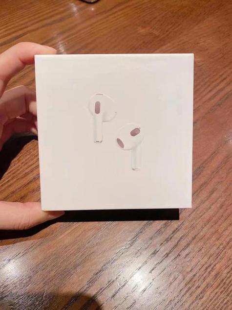 插耳机听歌怎么老是声音变小截图