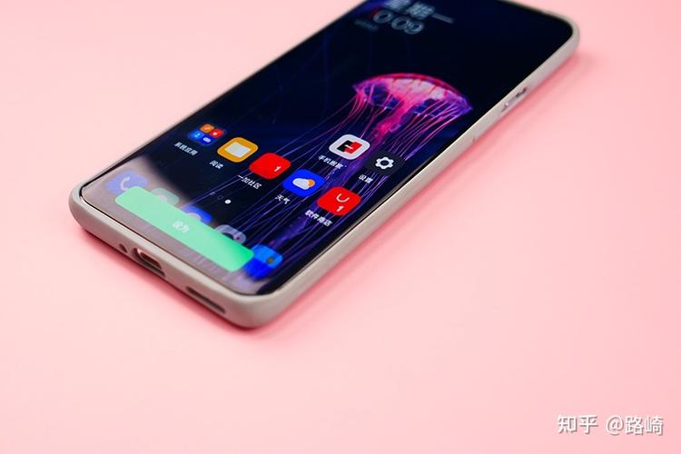 一加9pro出厂自带贴膜吗截图