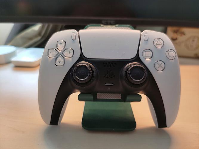 ps5手柄的使用体验图标