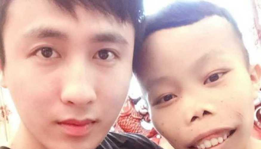 合影照片有的人死了还能在快手上收图标
