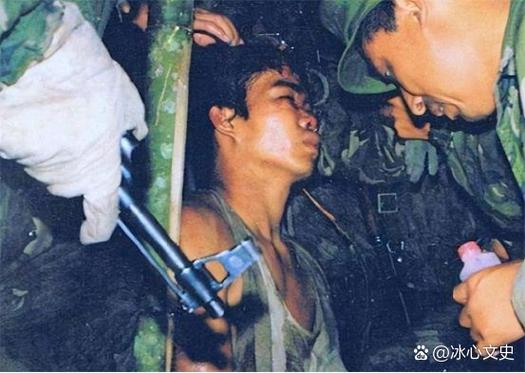 那个兵你身上怎么有血呢
