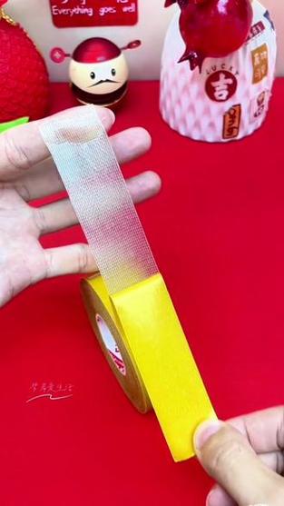 贴在墙上不留痕迹的胶图标