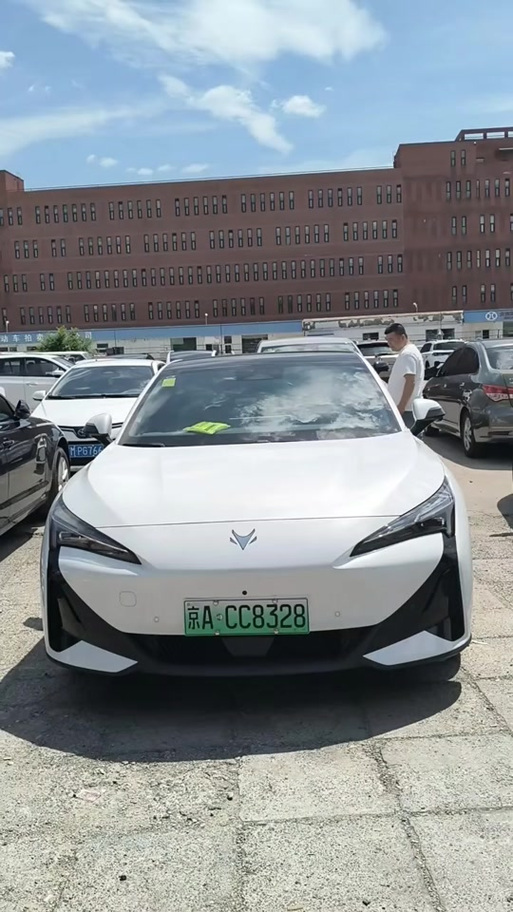 北汽极狐网约车版截图