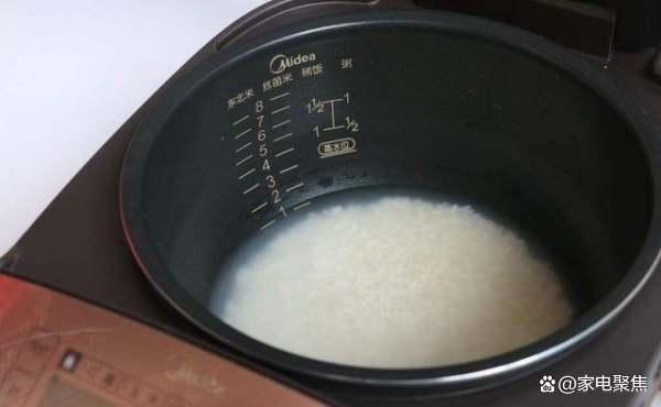 电饭煲煮饭一直不跳一直煮图标