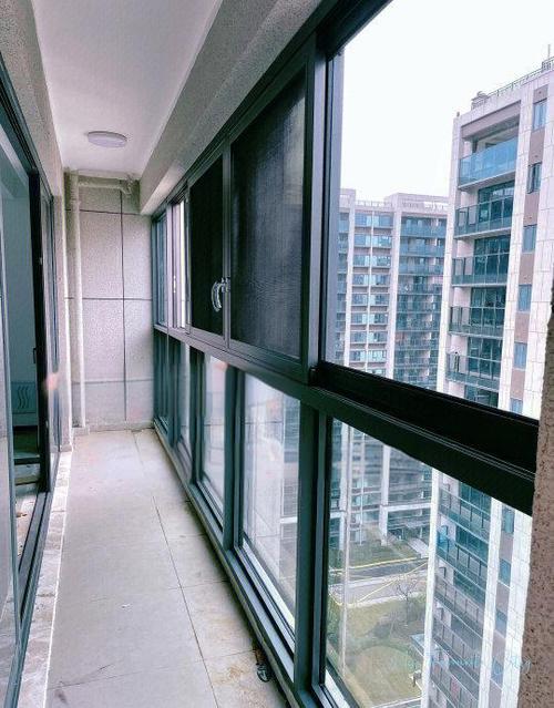 三轨推拉窗大概什么价格图标