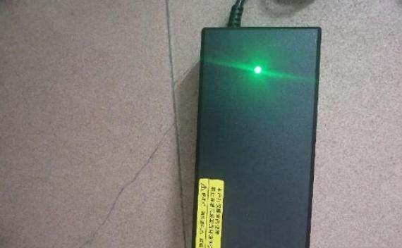 电池充电器绿灯亮充不进电图标