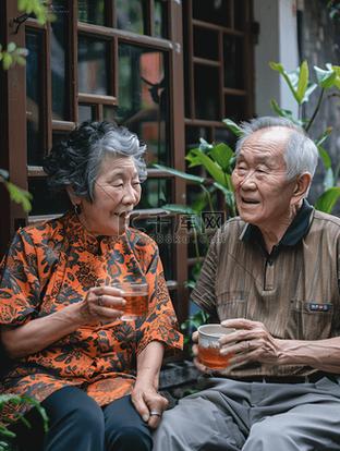 中年人聊天图标