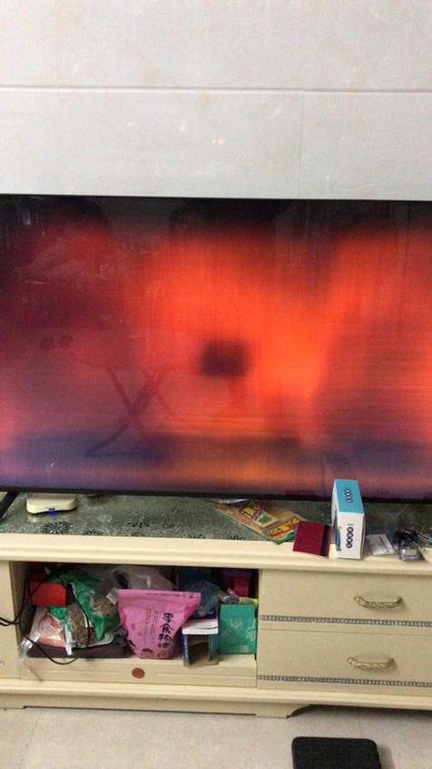 电视画面出现红色怎么修理截图