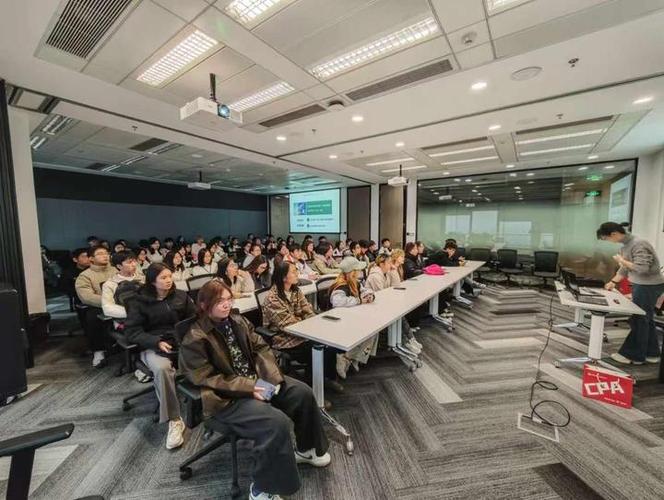 百川教育官网图标