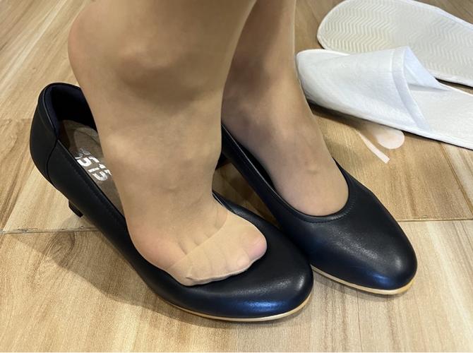 空姐丝袜是什么牌子的截图