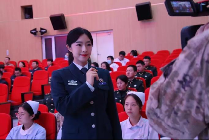 身有千千劫女文工团图标
