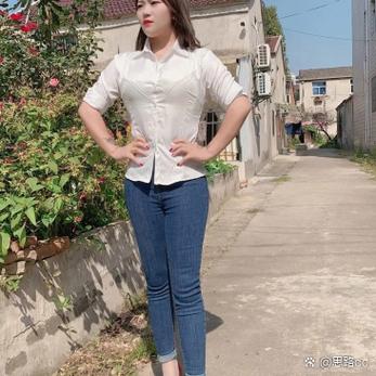 韩剧《邻居家妻子》电视免费观看图标
