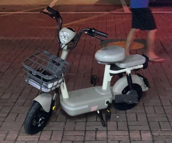 雅迪怎么取消报警声音图标