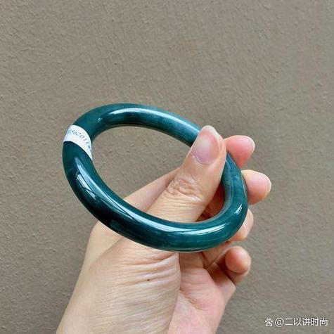 真正冰种老蓝水翡翠图标