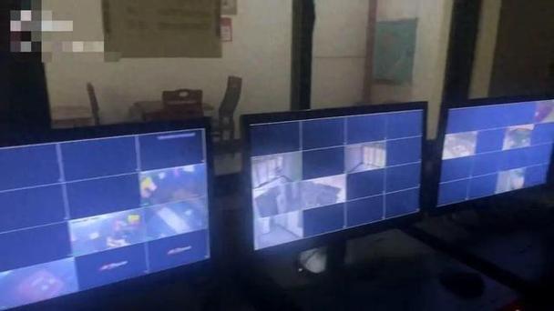 看一会视频屏幕发黑需要点一下截图