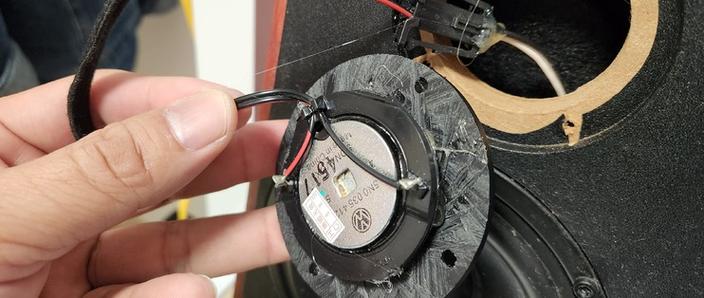 修扬声器大概要多少钱图标