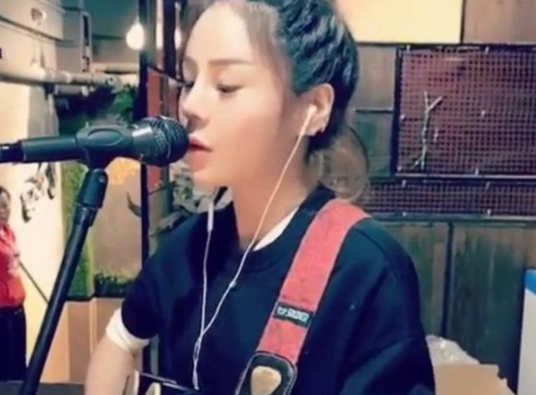 抖音是谁带火的图标