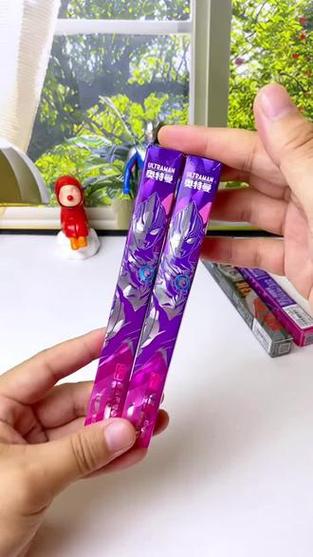 卡游奥特曼笔光耀16弹特别款多少钱