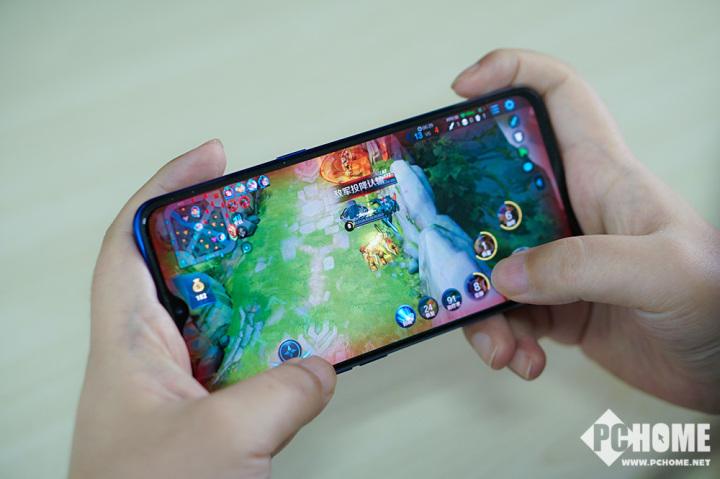 oppo手机打游戏怎么样截图