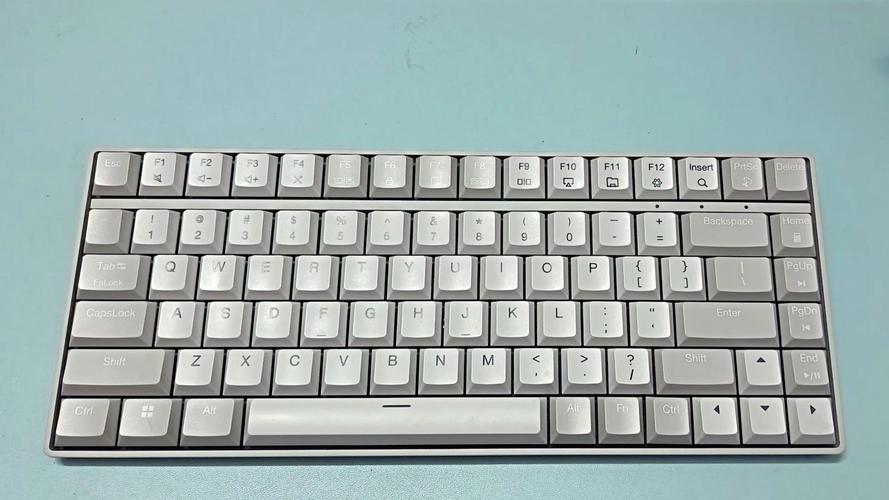联想小新键盘按键怎么拆下来图标