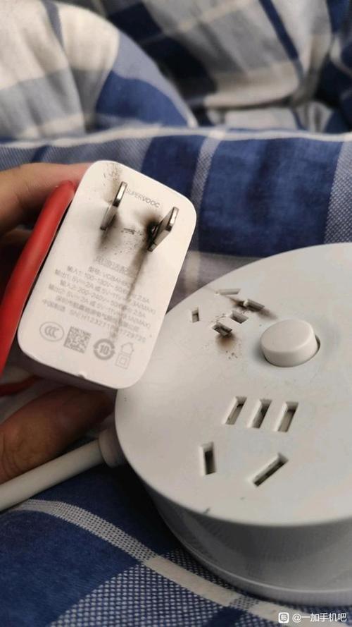 充电器烧了是什么原因图标