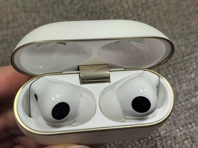 华为降噪耳机和苹果降噪耳机