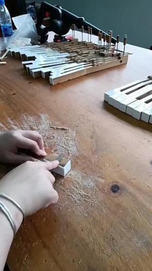 琴键发黄怎么快速变白截图