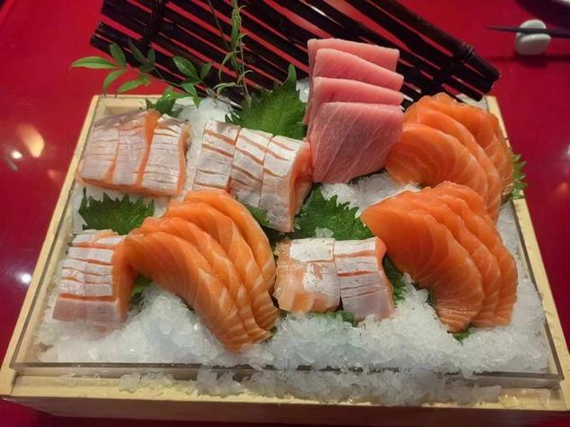 日料店的三文鱼