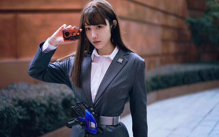 假面骑士里的美女截图