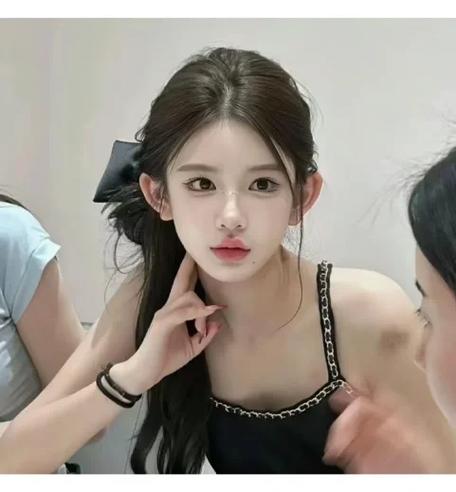 幼态脸好看吗图标