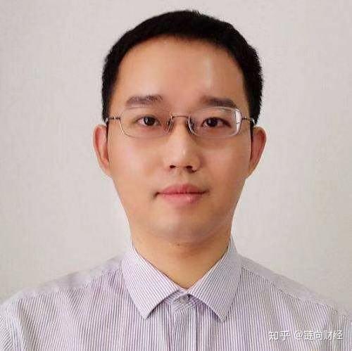江卓尔 微博