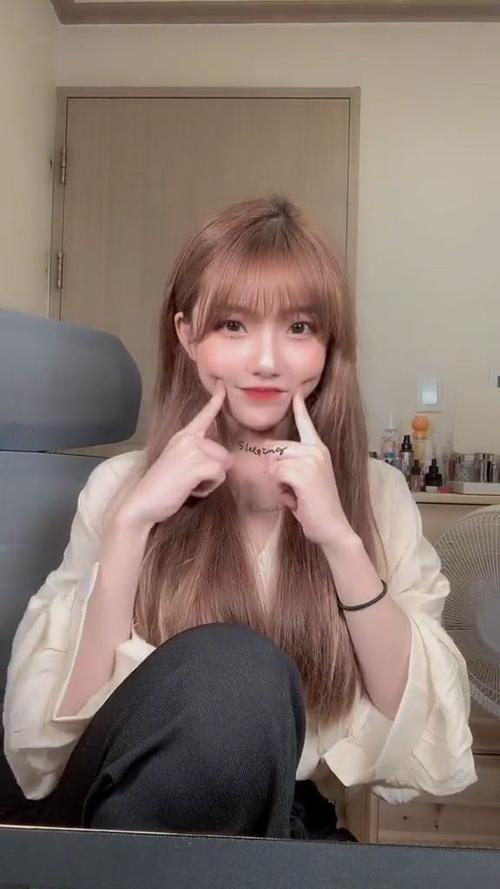 女孩子就要闻起来香香的图标