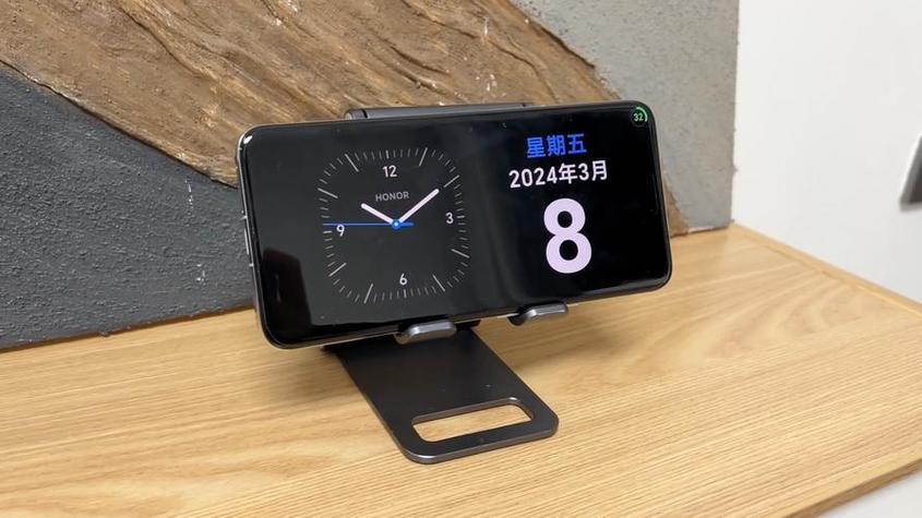荣耀手机怎么把时间设置在桌面上图标