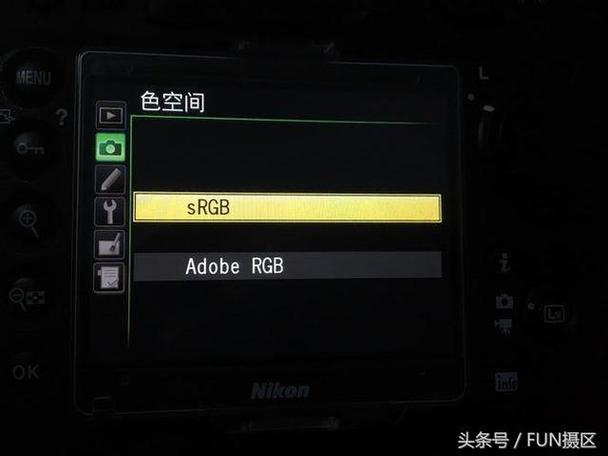 单反拍照黑怎么调亮图标