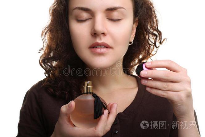 长期闻香水味有害吗图标