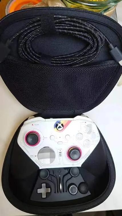 精英手柄1和2的区别截图